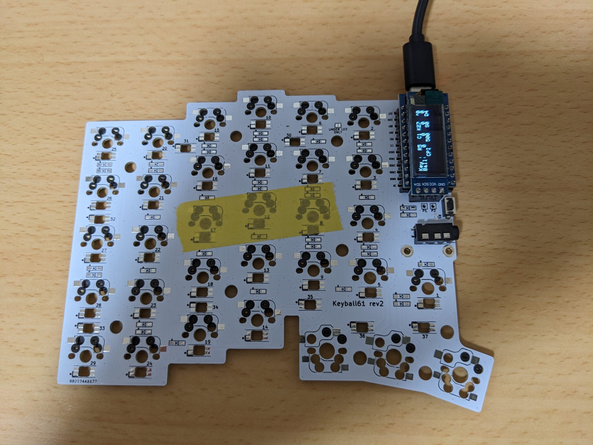 自作キーボードの世界 - Az One｜システムエンジニアリング